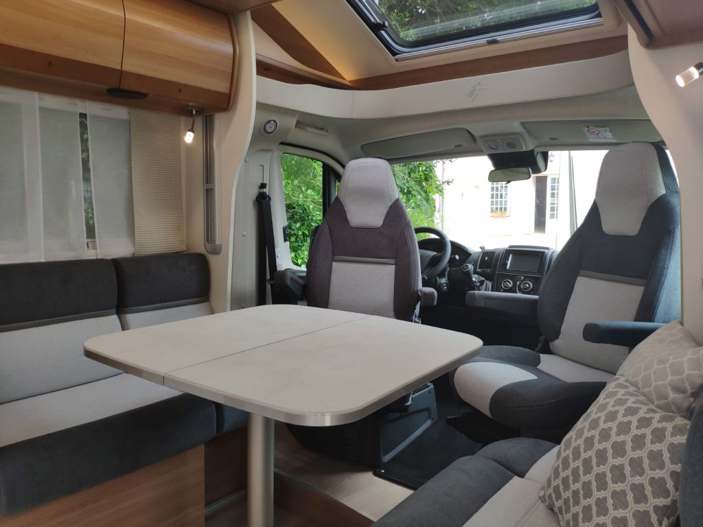 Low Profile Motorhome RAPIDO 666F Modelo 2020 in Catalog - Yakart ...